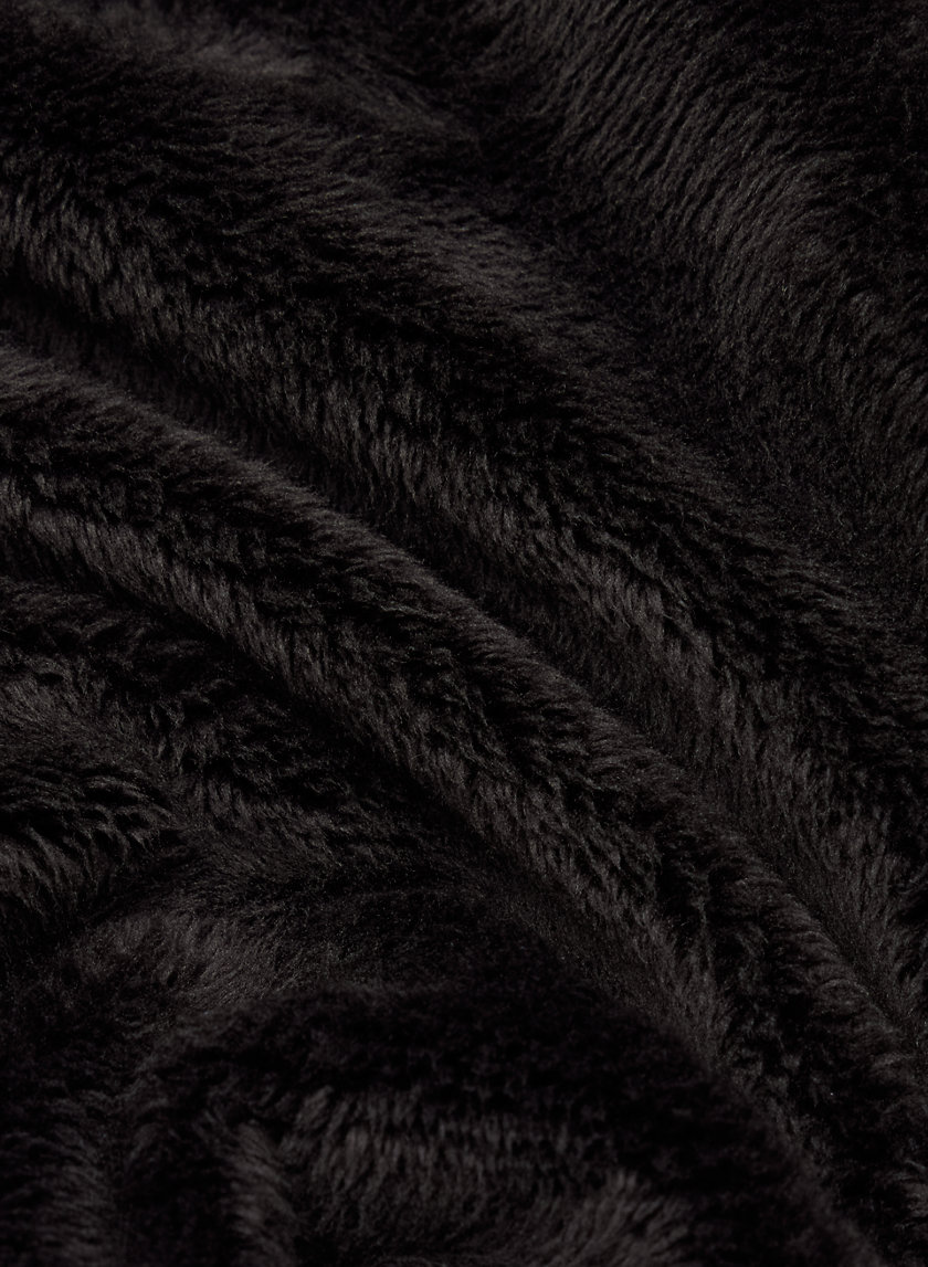 TnAction THE LITTLE FUZZY PUFF™ NEW | Aritzia CA