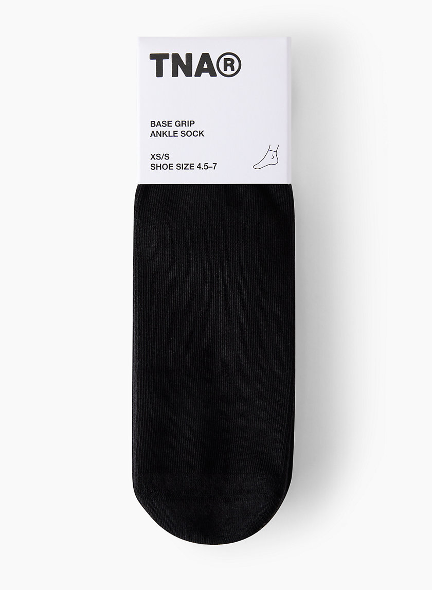 Tna BASE GRIP ANKLE SOCK 3-PACK | Aritzia US