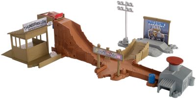 Disney Pixar Cars 3 Thunder Hollow Track Set