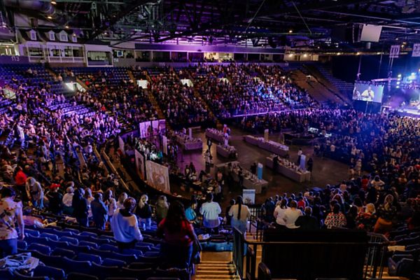 Priscilla Shirer Events | Going Beyond Live | Lifeway