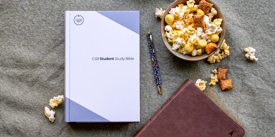 Teen Bibles: Bibles for Teenage Girls and Guys | Lifeway