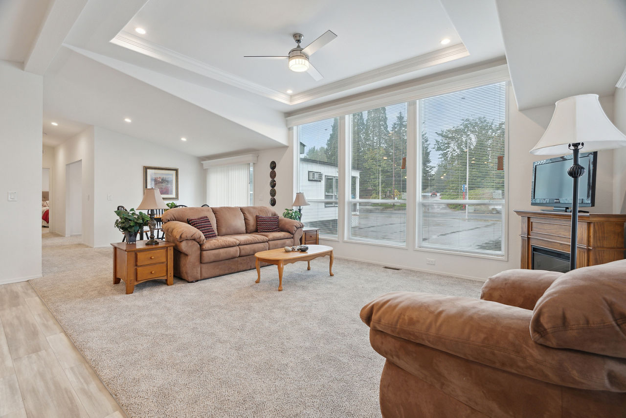 Hillcrest G818 - Skyline Homes | Champion Homes