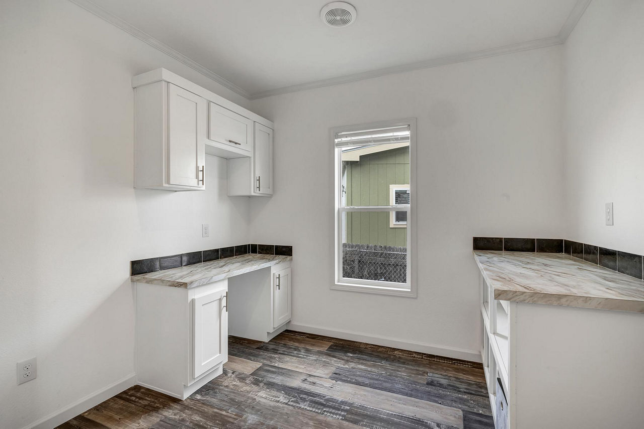 Titan Extreme 3272C - Champion Homes | Champion Homes