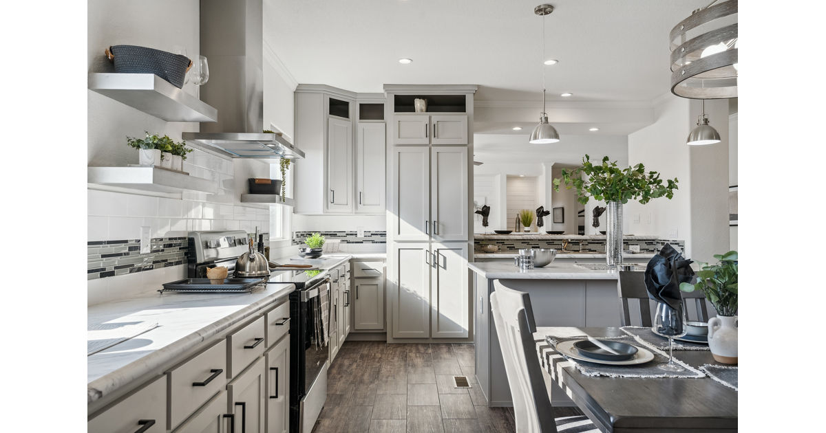 How to Optimize Your Storage | Champion Homes