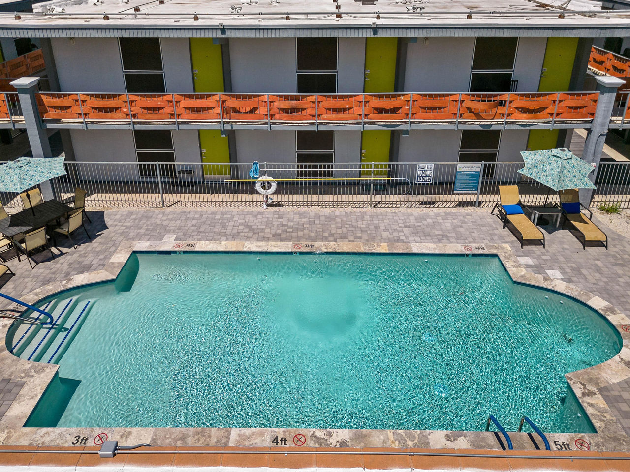 Crosstown Phoenix Apartments in Phoenix, AZ