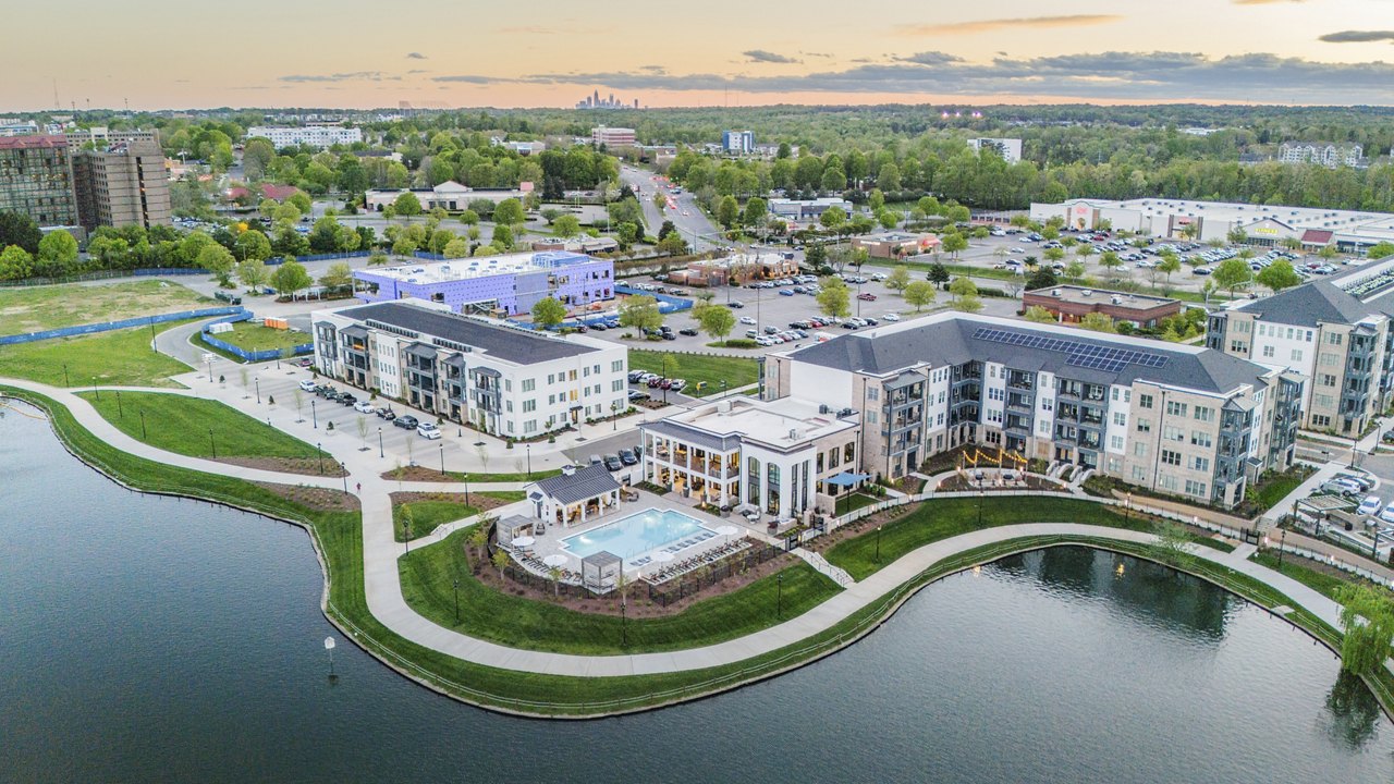 NOVEL University Place by Crescent Communities in Charlotte | Greystar