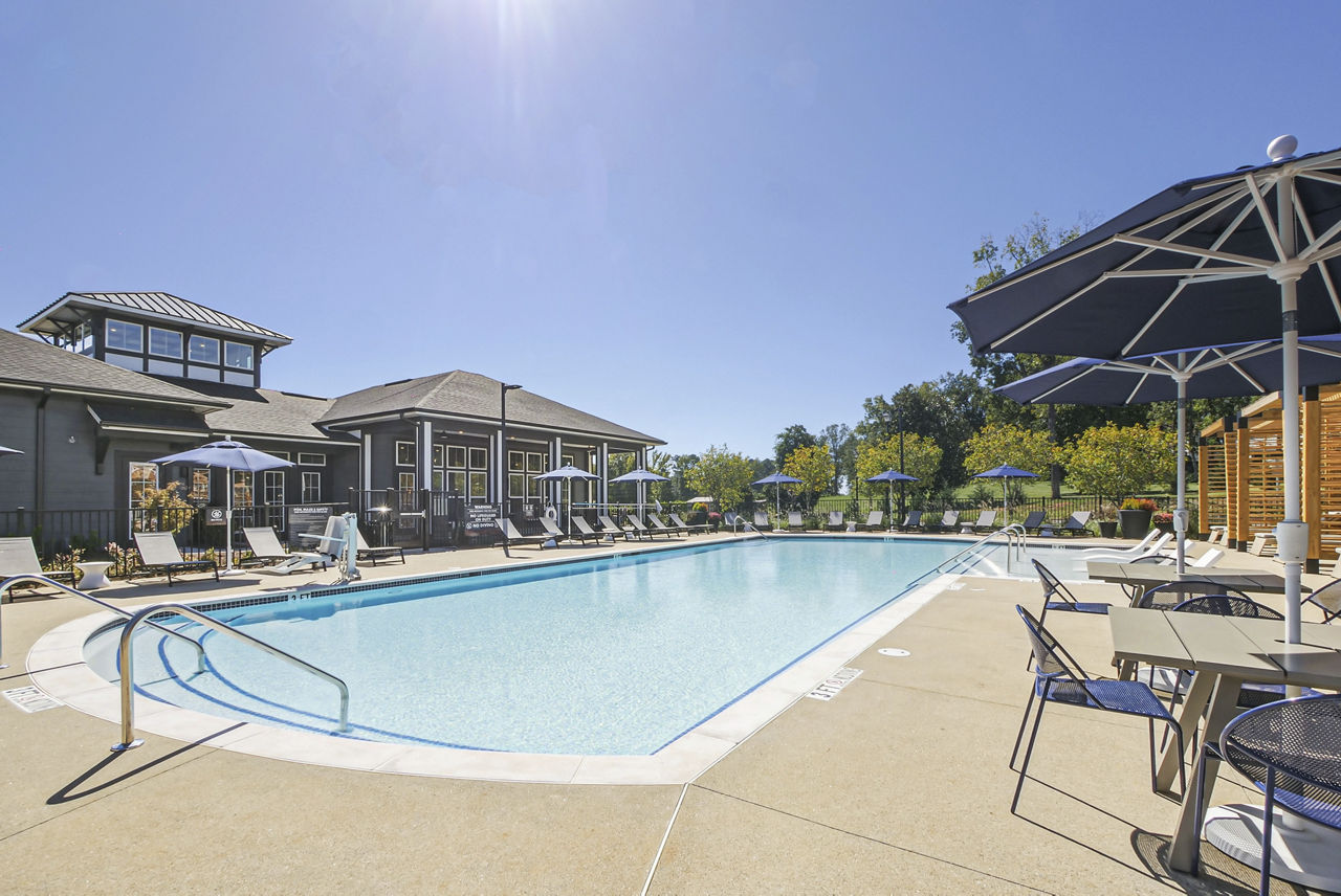 Advenir at Mallory Lake in LaGrange, GA