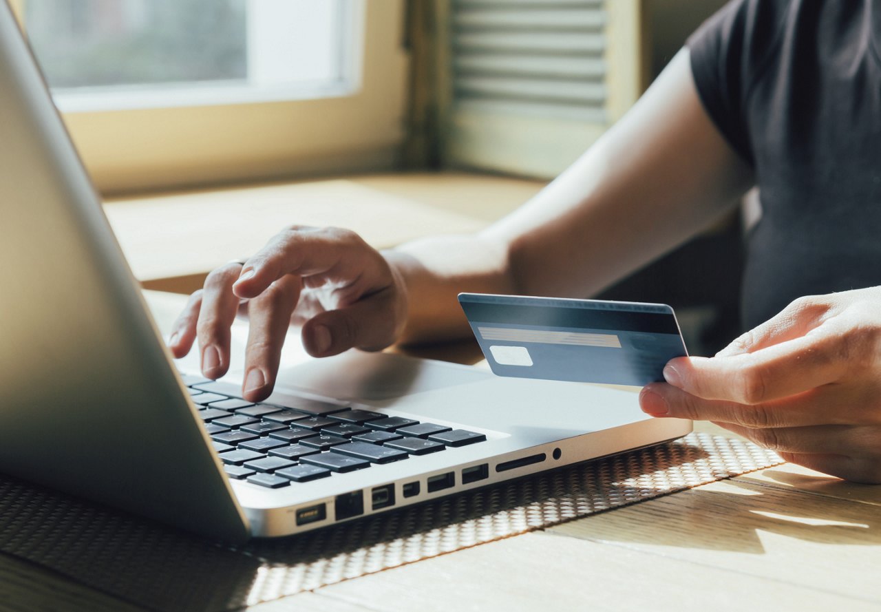 Paying Rent with a Credit Card: What You Need to Know | Greystar