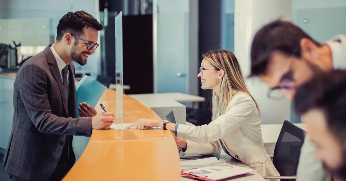 KBC Group과 K&H Bank, Hitachi를 통해 성능, 데이터 분석 및 백업 속도 향상 | Hitachi Vantara