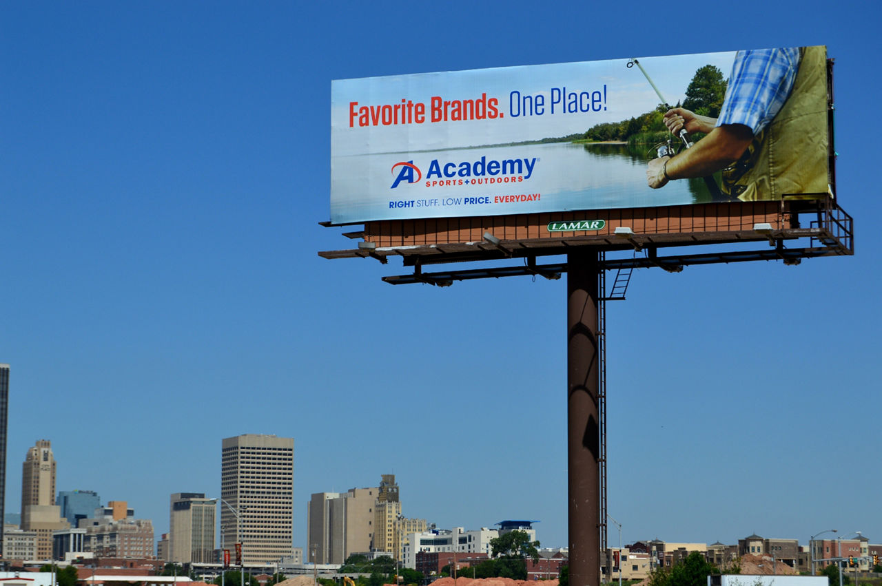 Creative Outdoor Advertising Designs | Lamar Advertising