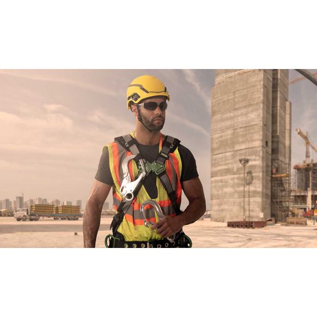 White Paper: Why Safety Harness Comfort Is Critical To Protecting ...