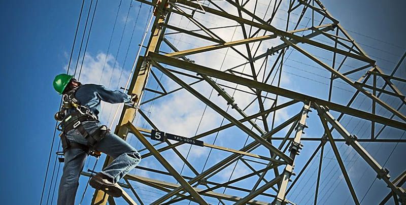 Engineer safety into your tower systems. | MSA Safety | United States