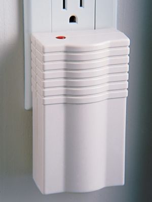 Pest-a-cator Electronic Pest Control (2,000 Sq Ft) | Yakilia