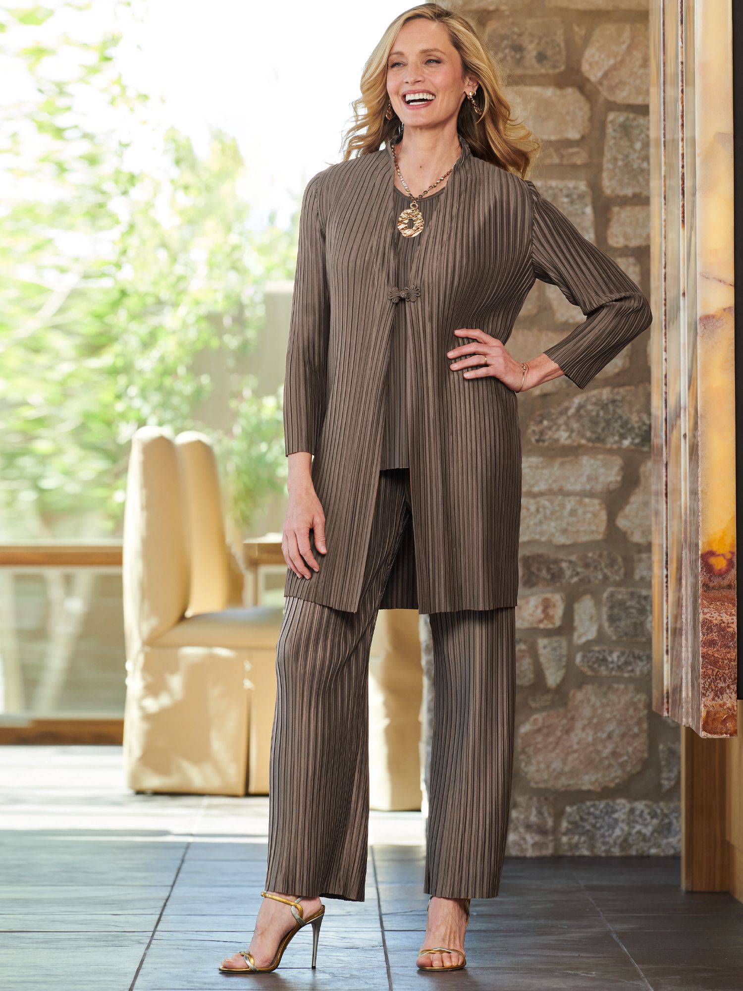 Draper's & Damon's | Fashionable Clothes For Women Over 50