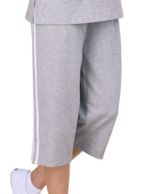 Lightweight Knit Activewear Capris | Skiva