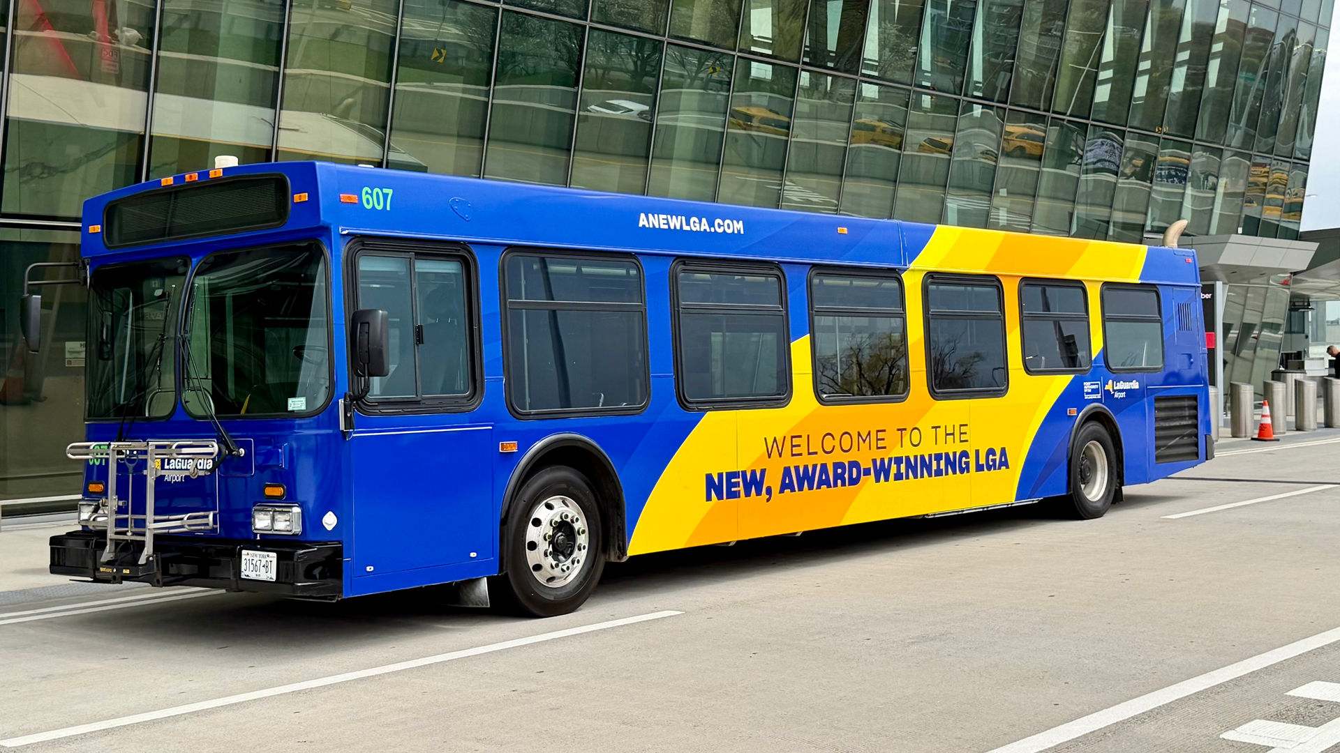 Public Transportation - LGA LaGuardia Airport