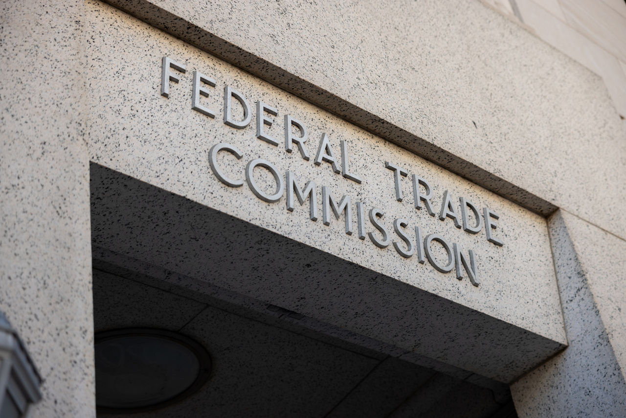 FTC Drops Noncompete Ban, Signals Ongoing Enforcement