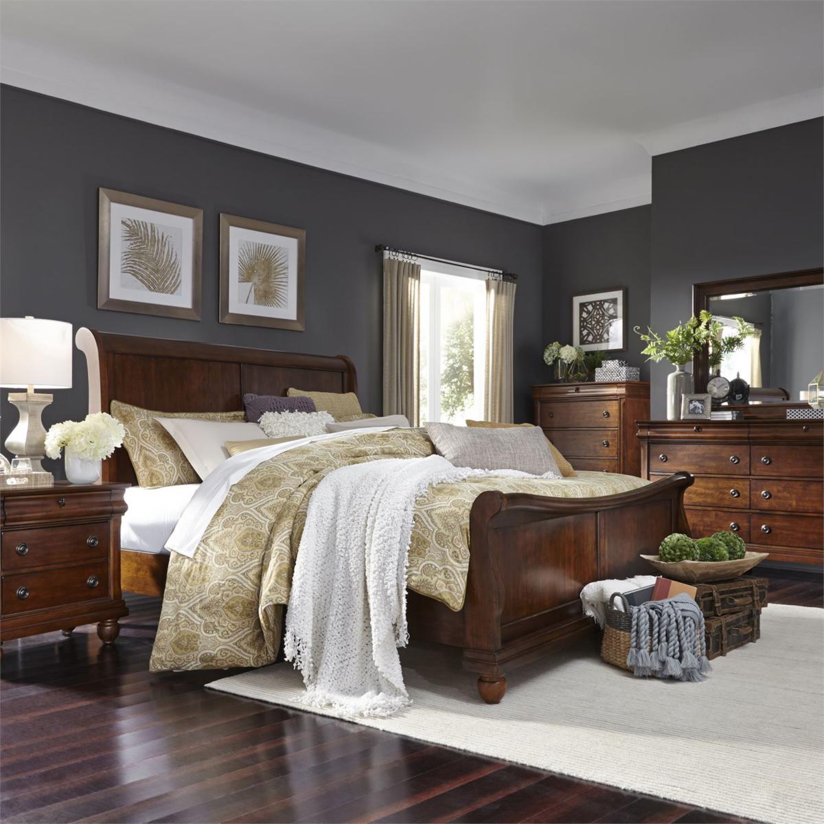 Richmond Sleigh Bed