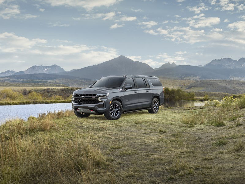 Chevy Suburban vs GMC Yukon XL Highland MI | Feldman Chevy Highland