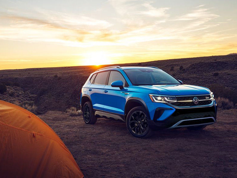 Volkswagen Taos vs. Toyota RAV4 | McDonald Volkswagen