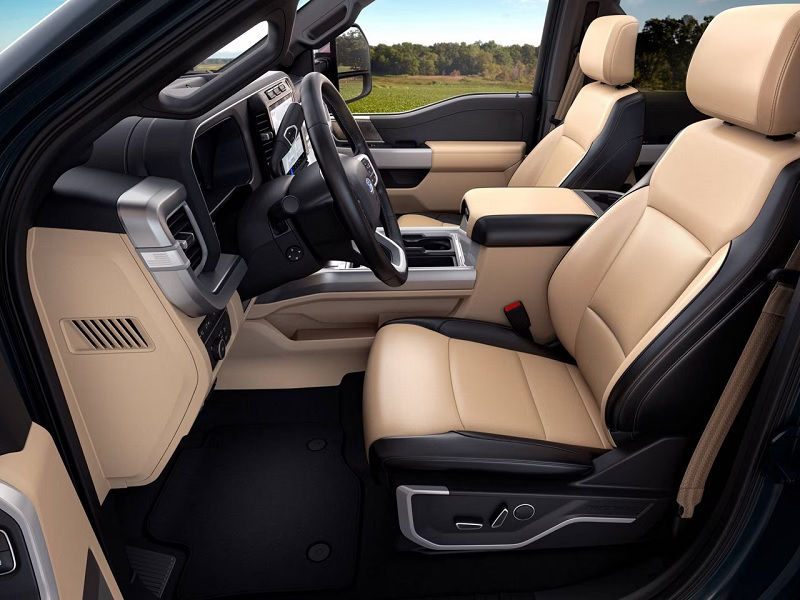 Ford F-550 vs. Chevy Silverado 5500 HD | Andy Mohr Ford