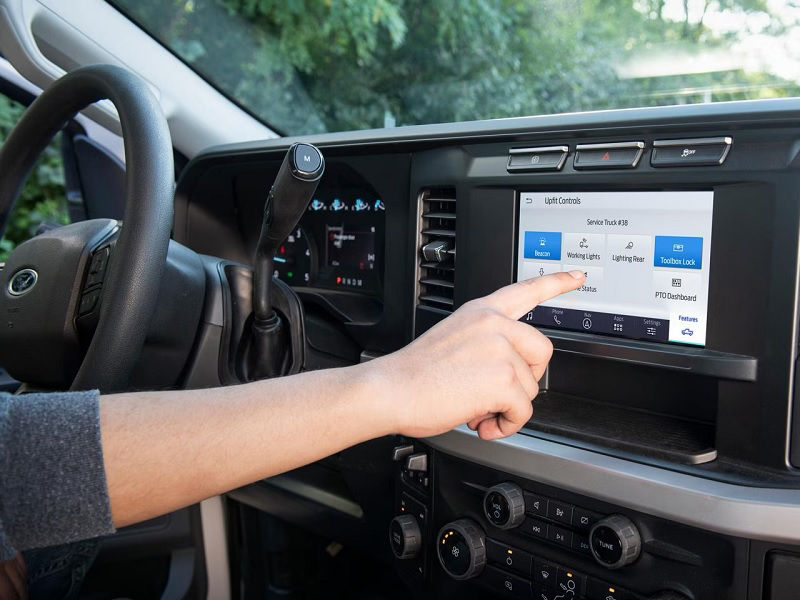 Ford F-550 vs. Chevy Silverado 5500 HD | Andy Mohr Ford