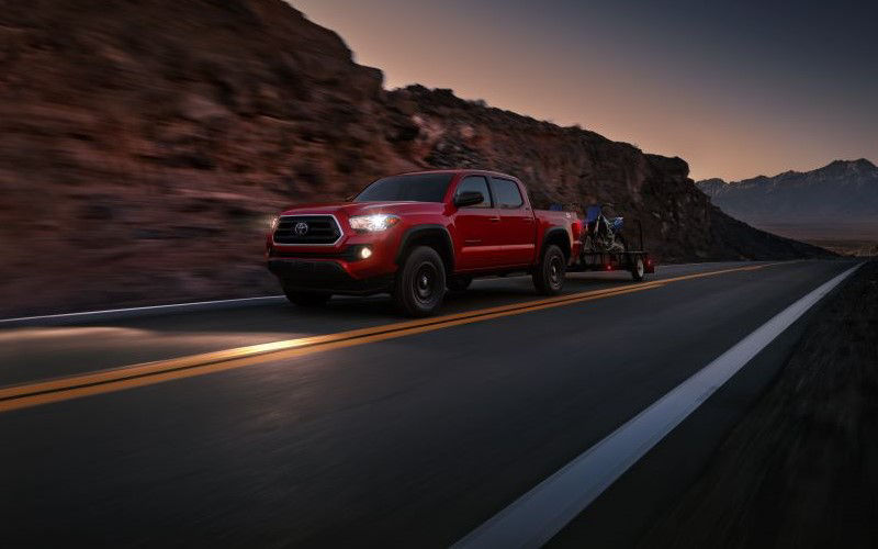 Toyota Tacoma vs Chevy Colorado Houston, TX | Mike Calvert Toyota