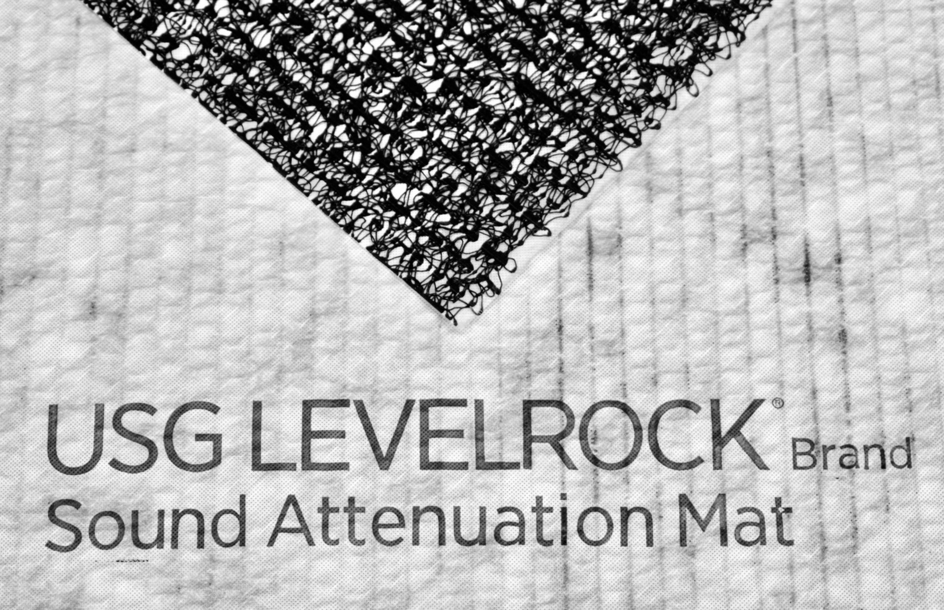 Levelrock® Brand SAM-N™ Series Sound Attenuation Mat | USG