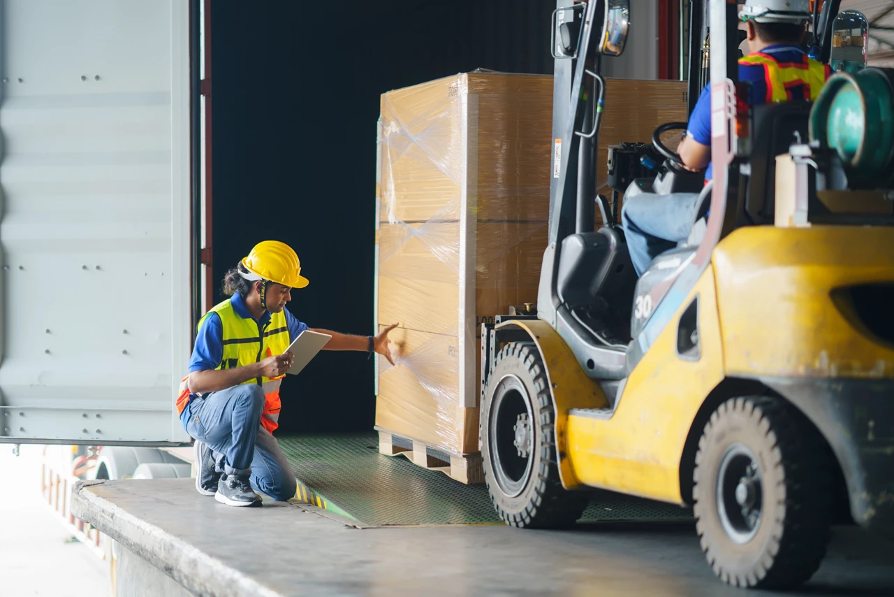 Commercial Packaging, Facility & Supply Chain Services | Veritiv