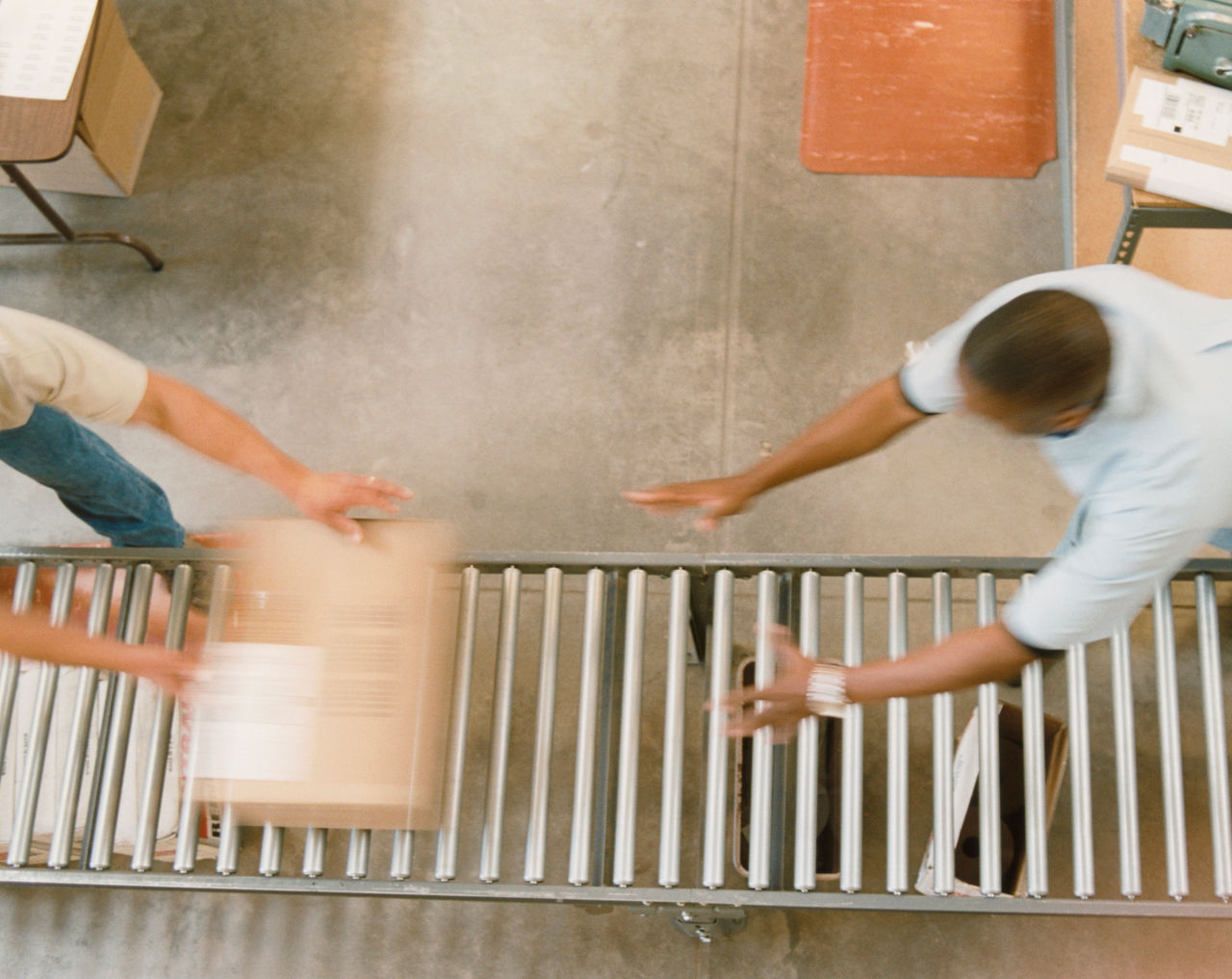 Wholesale & Retail Packaging Solutions | Veritiv