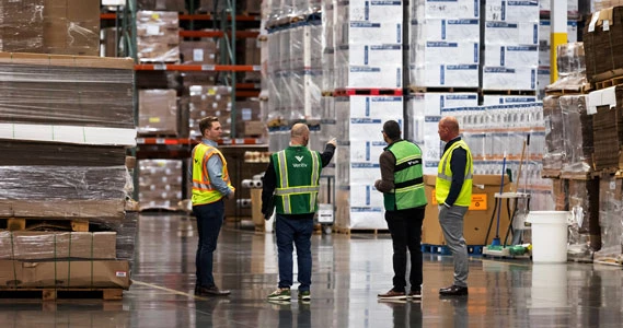 Manufacturing Industry Packaging & Facility Solutions | Veritiv