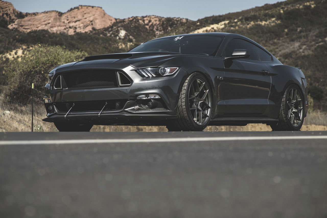 2015 Ford Mustang GT - American Racing CROSSFIRE - Gray | American Racing