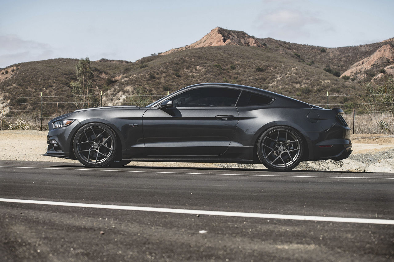 2015 Ford Mustang GT - American Racing CROSSFIRE - Gray | American Racing