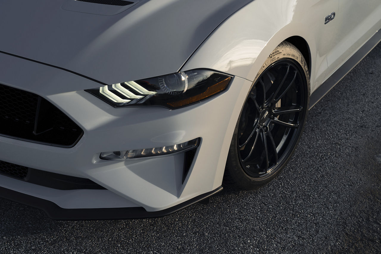 2020 Ford Mustang GT - American Racing MACH FIVE - Black | American Racing