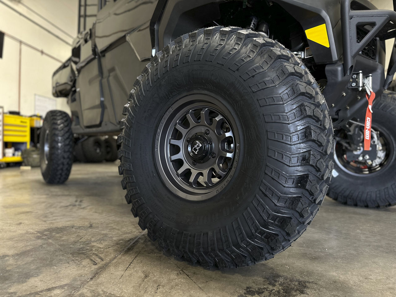 2021 CanAm Defender - Black Rhino UTV RAPID UTV - Gray | Wheel Pros