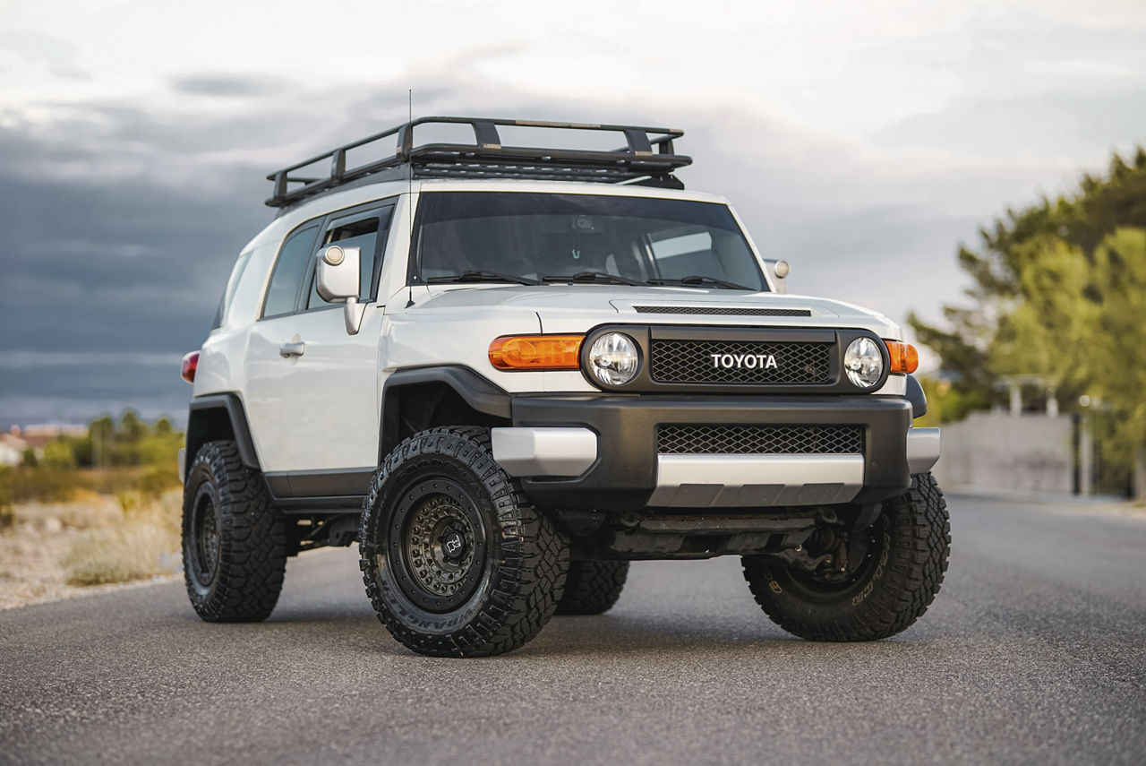 2012 Toyota FJ Cruiser - Black Rhino BARRICADE - Green | Wheel Pros