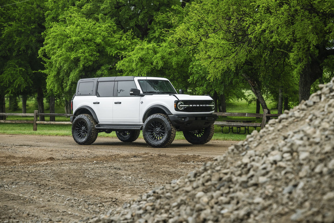 2024 Ford Bronco - Fuel BLADE - Black | Wheel Pros