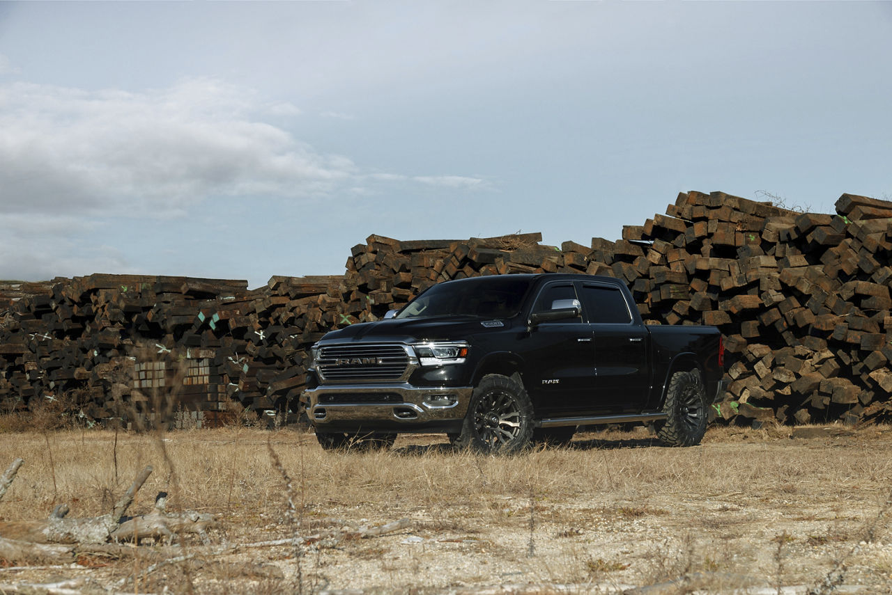 2021 Ram 1500 4x4 - Fuel BLITZ - Black | Fuel Off-Road Wheels