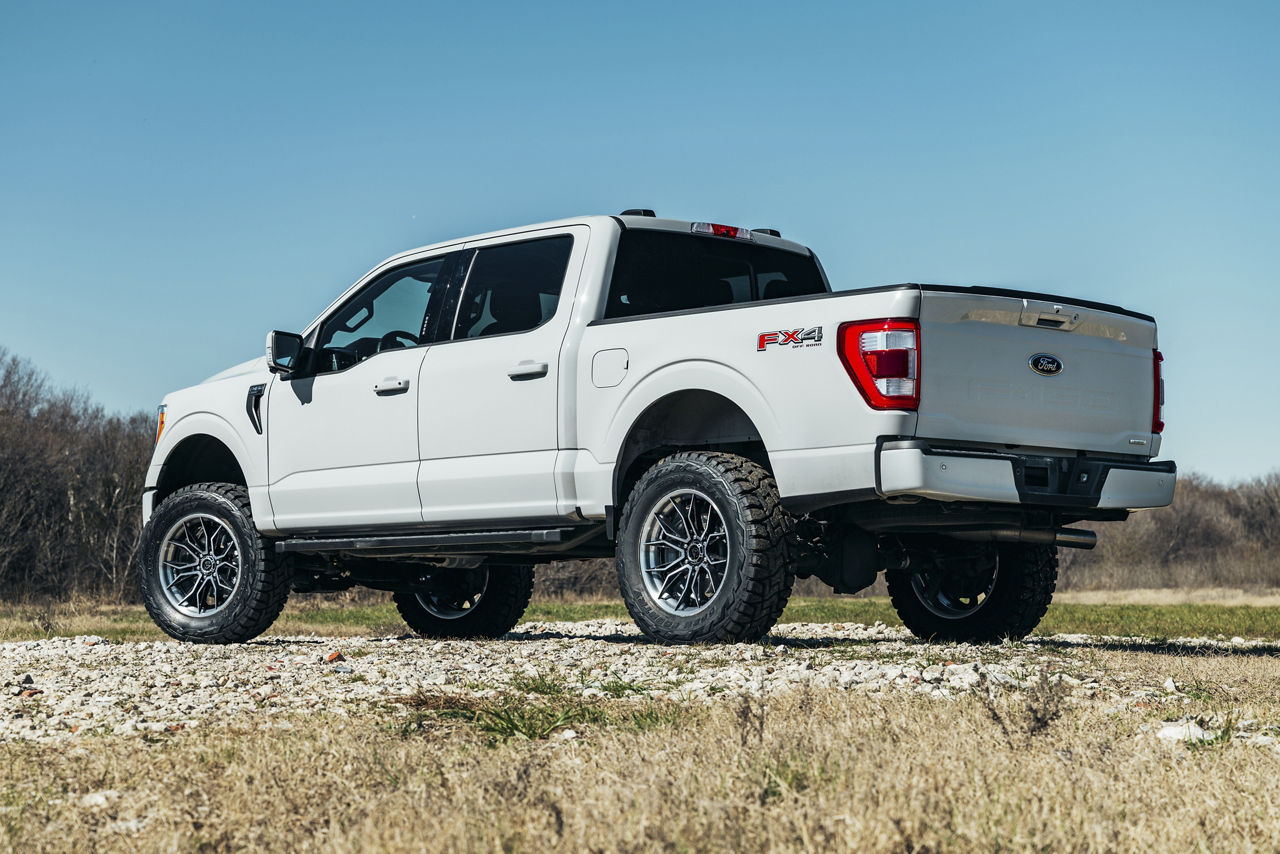 2024 Ford F150 - Fuel MUTINY - Black | Fuel Off-Road Wheels