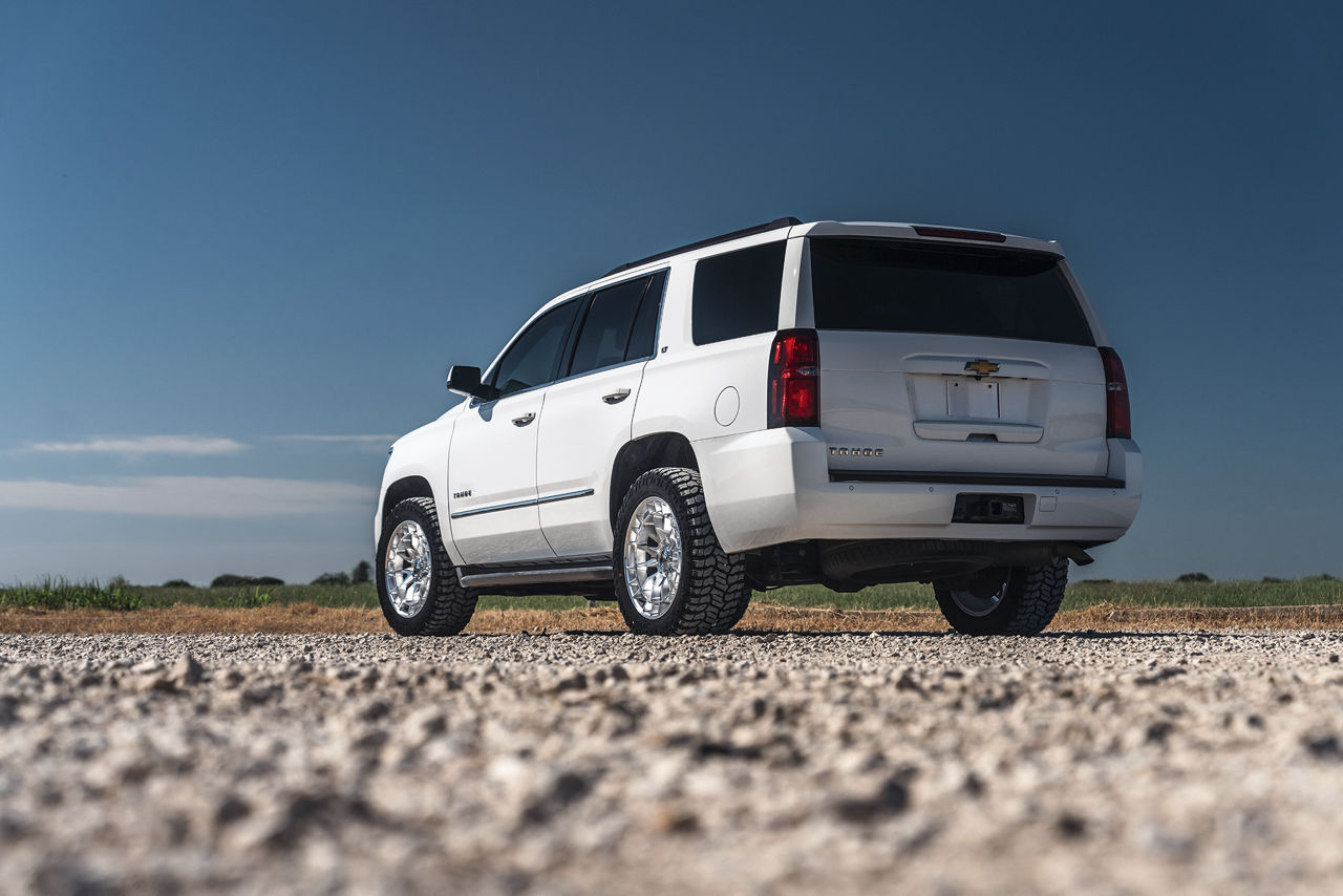 2020 Chevrolet Tahoe - Fuel REVOLT - Silver | Fuel Off-Road Wheels