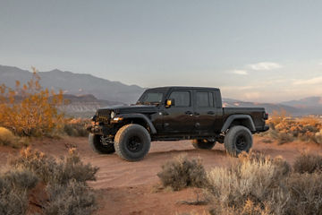 2020 Jeep Gladiator - Fuel UNIT BEADLOCK - Black | Wheel Pros