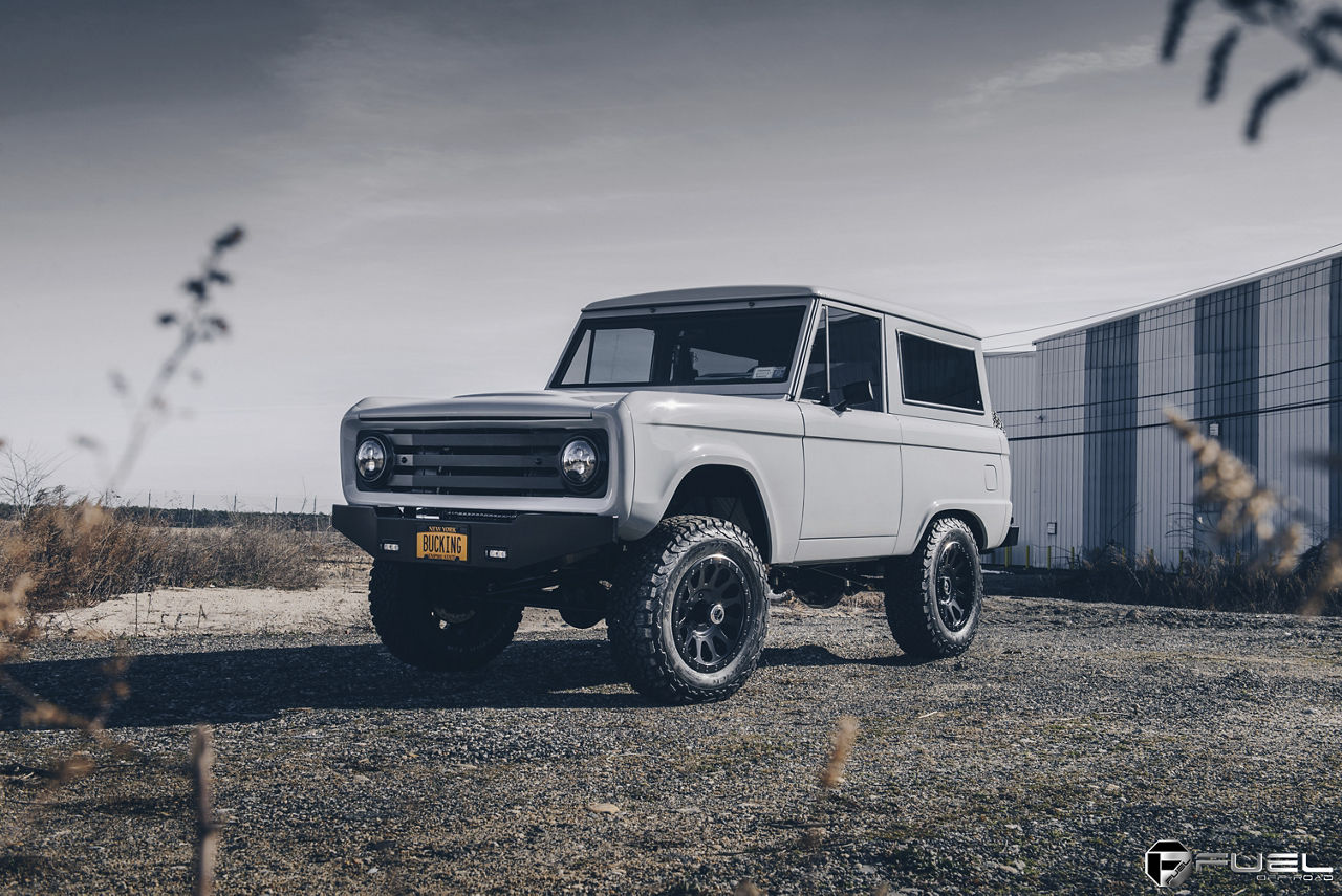 1967 Ford Bronco - Fuel VECTOR - Black | Fuel Off-Road Wheels