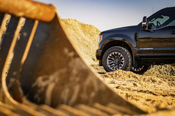 2021 Ford F250 - Fuel QUAKE - Gray | Fuel Off-Road Wheels