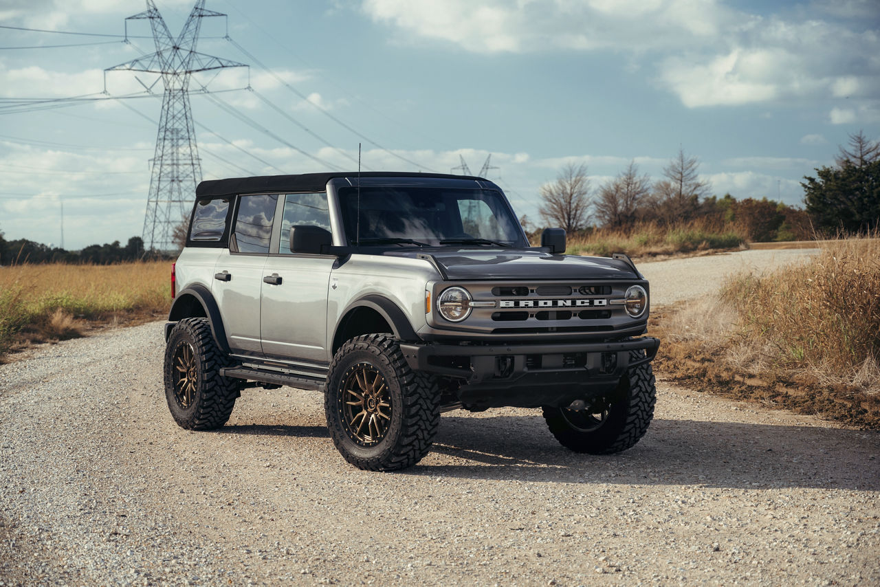 2021 Ford Bronco - Fuel REBEL - Bronze | Fuel Off-Road Wheels