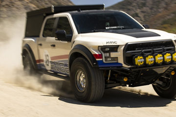 2020 Ford F150 Raptor - KMC GRENADE DESERT BEADLOCK - Machined | KMC Wheels