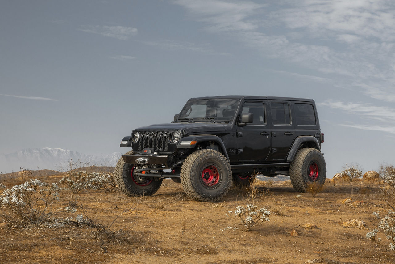2019 Jeep Wrangler - KMC TANK BEADLOCK - Red | KMC Wheels