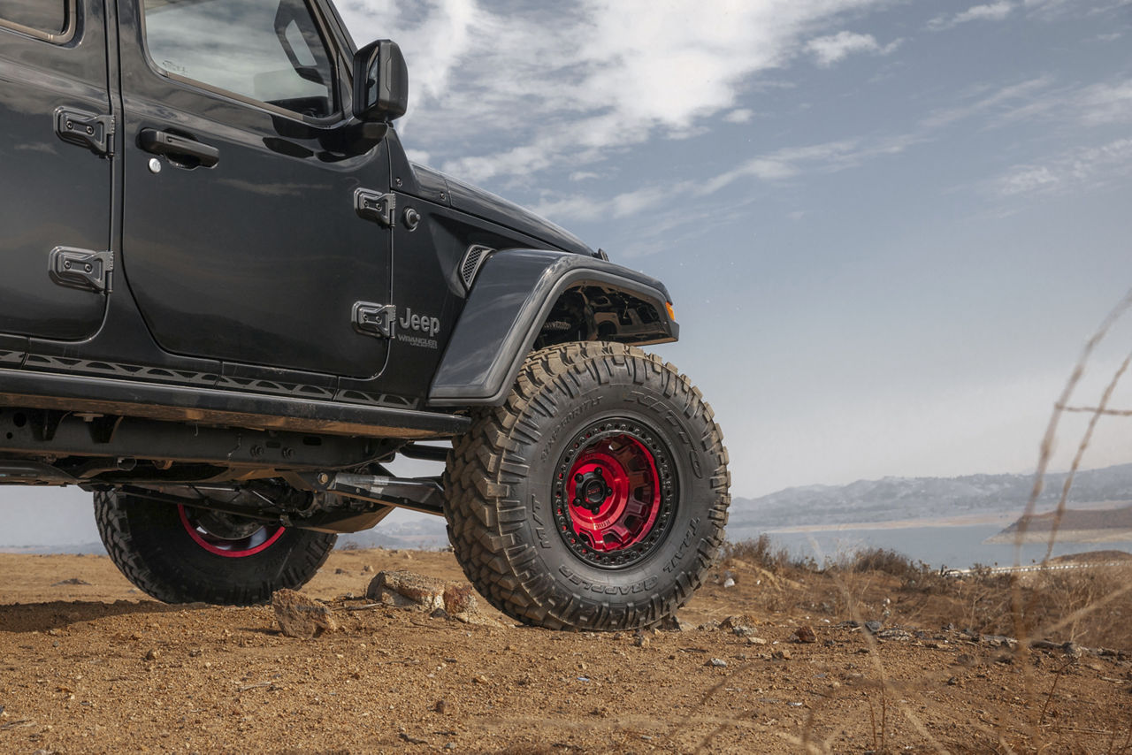 2019 Jeep Wrangler - KMC TANK BEADLOCK - Red | KMC Wheels