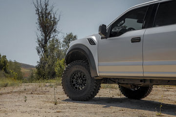 2018 Ford F150 Raptor - KMC SUMMIT - Black | KMC Wheels