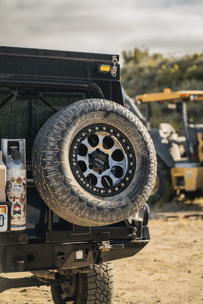 2015 Toyota Tacoma TRD Sport - KMC RIOT BEADLOCK - Machined | Wheel Pros