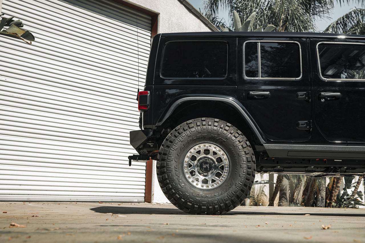 2020 Jeep Wrangler Rubicon - KMC MESA FORGED BEADLOCK - Machined | KMC ...